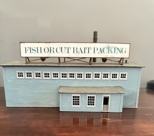 Vintage HO Scale Scratch Built Wooden Fishery Weathered Train Room Can ...
