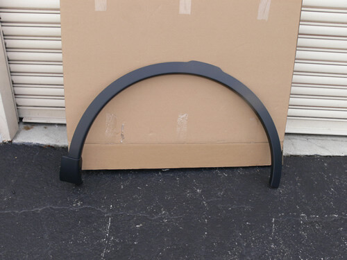 GENUINE LAND ROVER FRONT WHEELARCH MOULDING DISCOVERY SPORT 15 ON RH ...