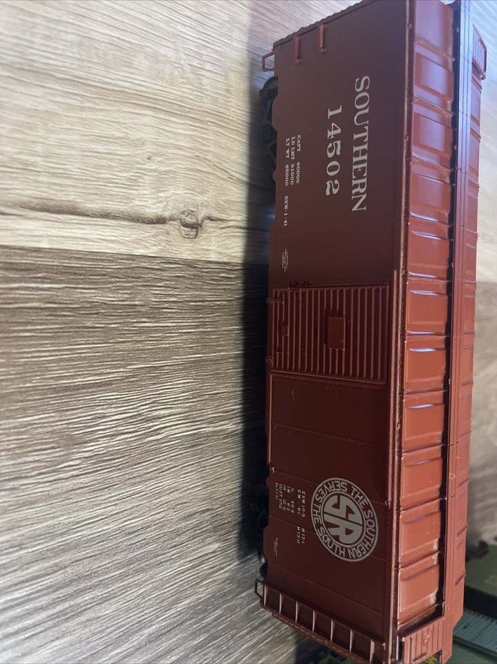 Bachmann Spectrum HO Scale Engine With 3 Car Lot Nice | eBay