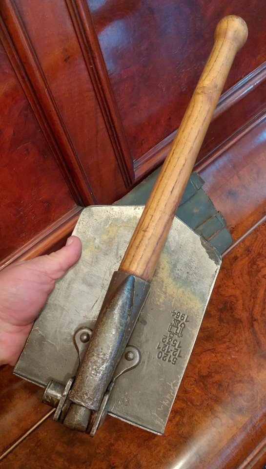 AUTHENTIC WEST GERMANY ARMY 1964 TRENCH SHOVEL GERMAN POST-WW2 FRG POST ...