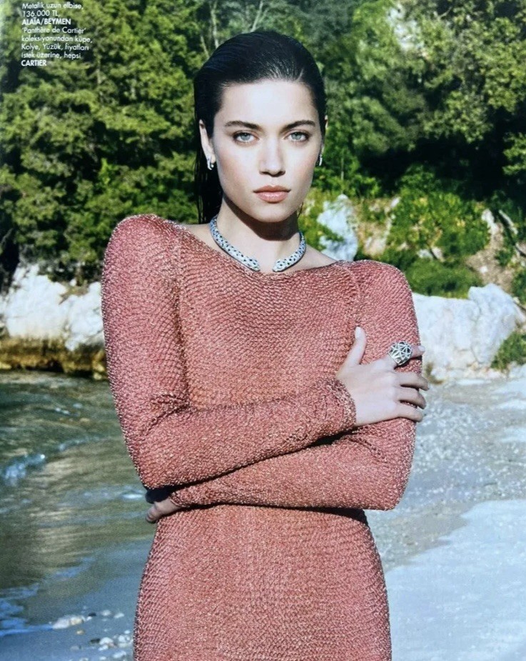 elle Turkey Afra Saraçoğlu Supplement + Elle June 2025 issue with Birce ...