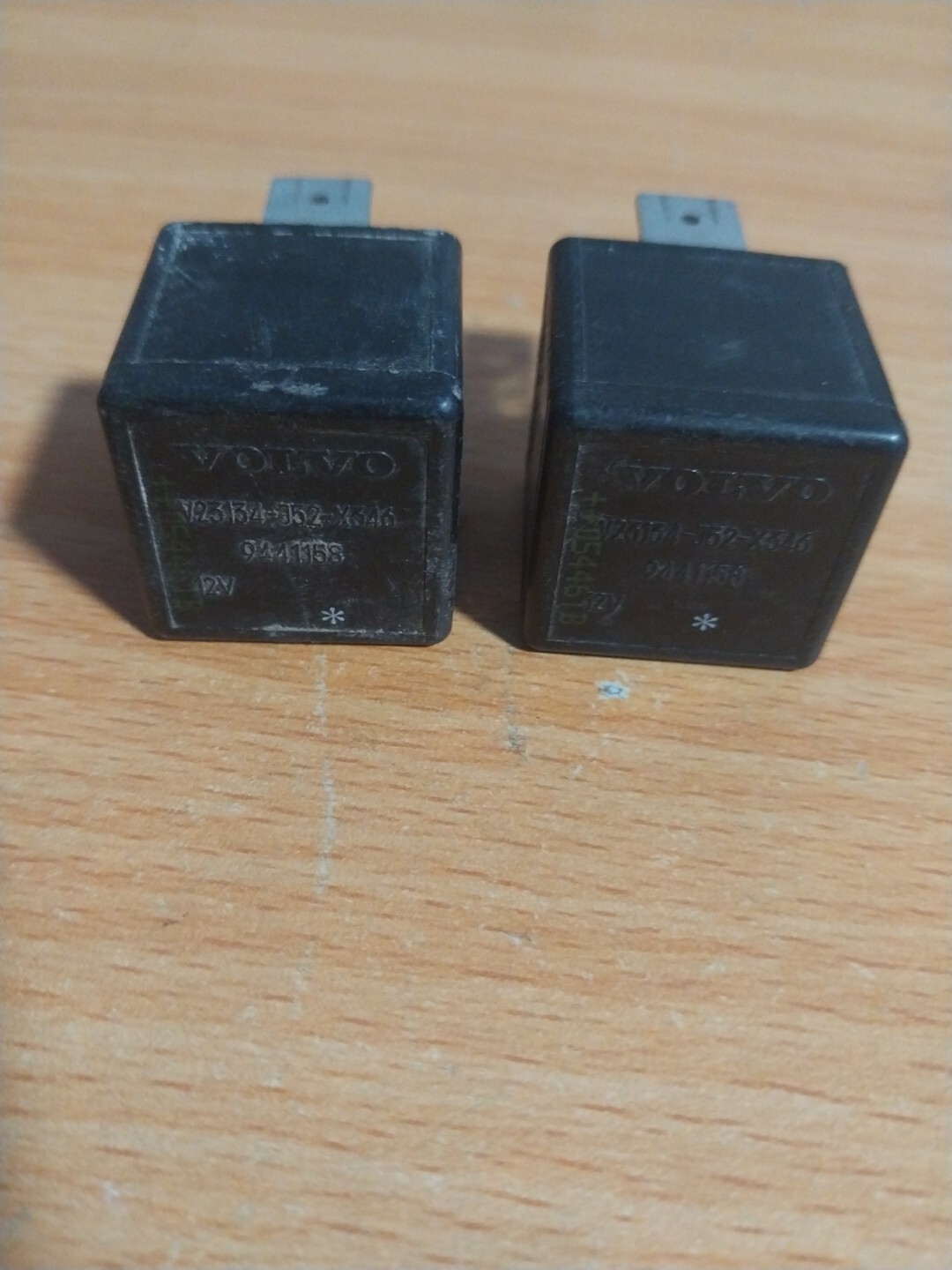 (Lot Of 2) Volvo Relays V23134-J52-X346 | eBay