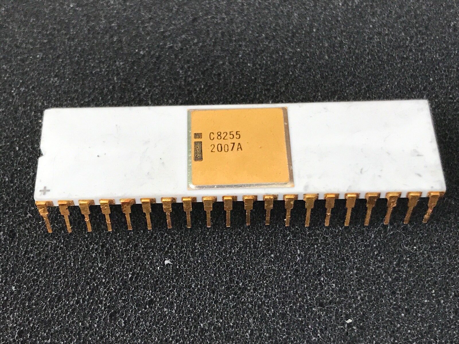 Intel 8255 C8255 Peripheral Interface Ceramic With Gold Leads 1976 Date ...