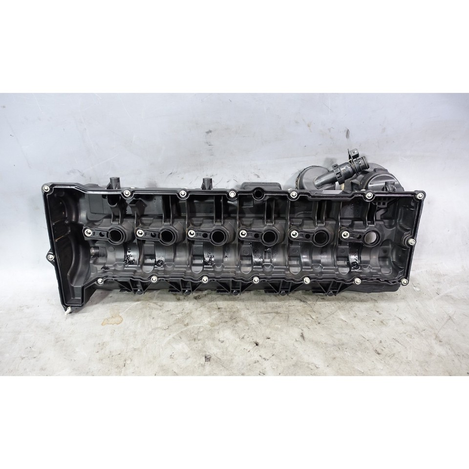 2014-2018 BMW F10 535d F15 X5 35d N57 6-Cyl Diesel Engine Valve Cover ...