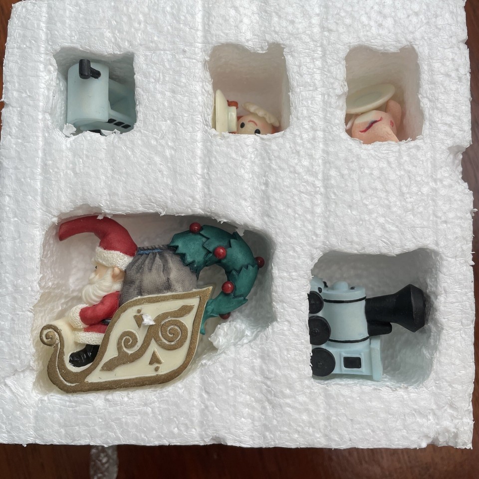 Enesco Rudolph and the Island of Misfit Tea Set Miniature 725234 | eBay