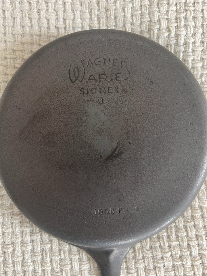Vintage Wagner Ware SIDNEY-O-No. 8 Cast Iron Skillet 1058 B, USA | eBay