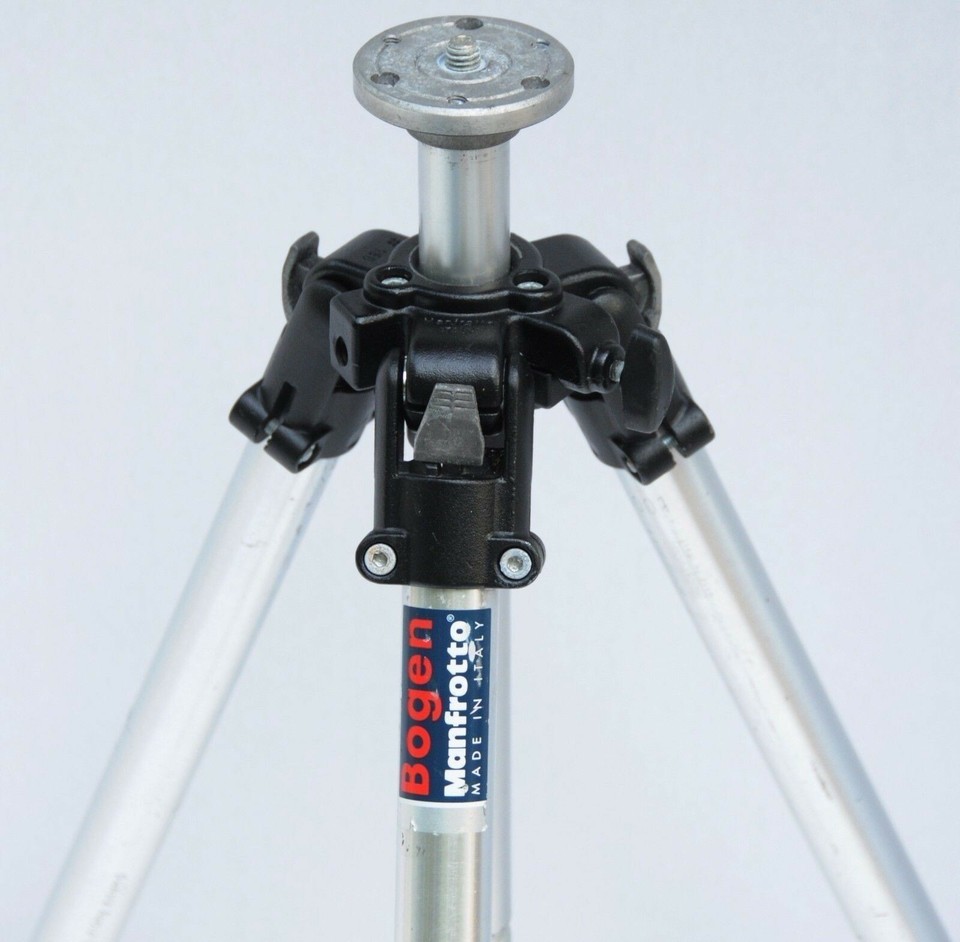 Bogen / Manfrotto 3001 Tripod in Excellent Condition Supports 11.1 lbs ...