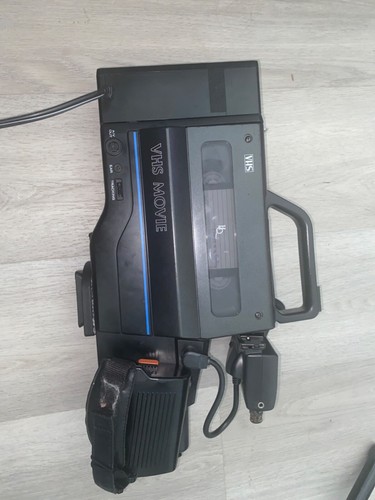 Vintage SEARS VHS 6xZoom Solid State CCD Movie Video Camera/Recorder w ...