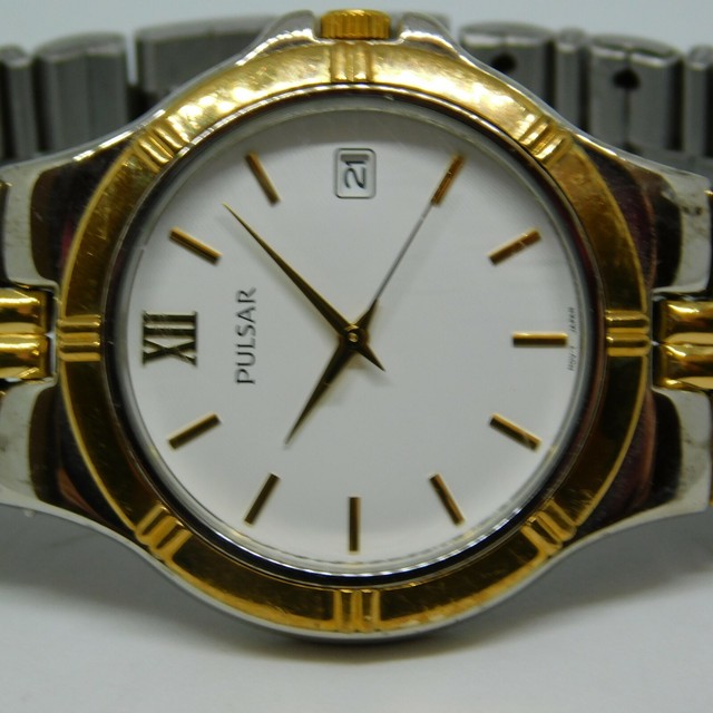 Vintage Pulsar V732-x054 Two Tone Men's Quartz Watch NOS for sale ...