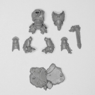 Warhammer 40K Space Marines Company Heroes Captain Legs and Torso [Bits ...