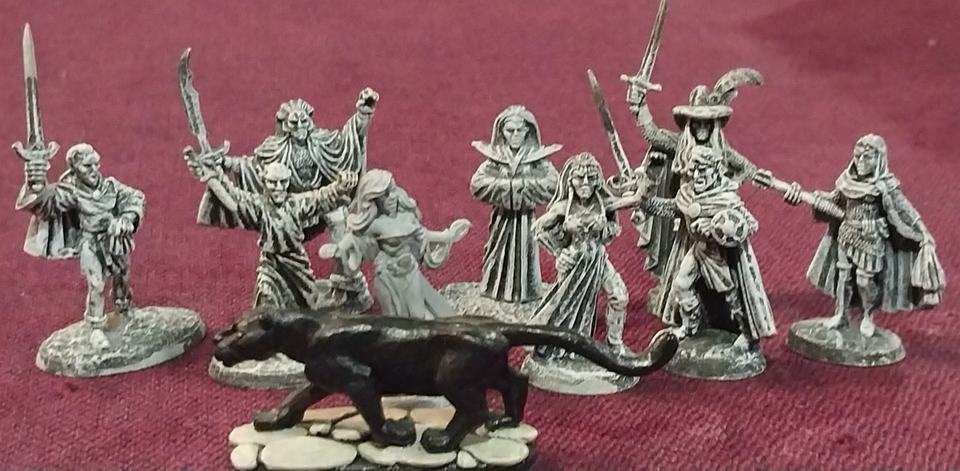 Menzoberranzan Drow Elves Ral Partha Minis AD&D TSR Forgotten Realms ...