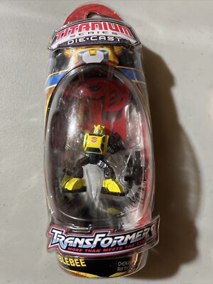 Hasbro Titanium Series Transformers Robot Masters Bumble Bee Action ...