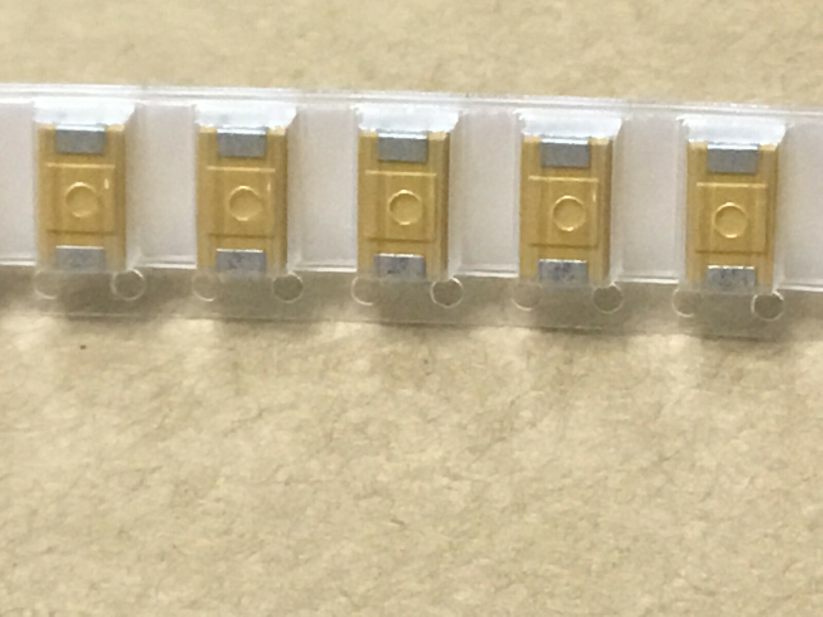 (1 PC) KEMET CWR11JH156KM Cap Tant Solid 15uF 20VDC 10% WITH MFG CERTS ...