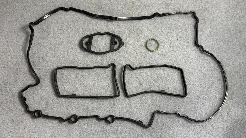 Valve Cover Gasket For BMW 11127588418 X1 F10 F11 F25 X3 F20 F30 328i ...