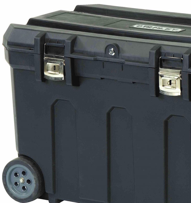 Horse Tack Trunk Box Large Rolling 50 Gallon Capacity Riding Gear ...