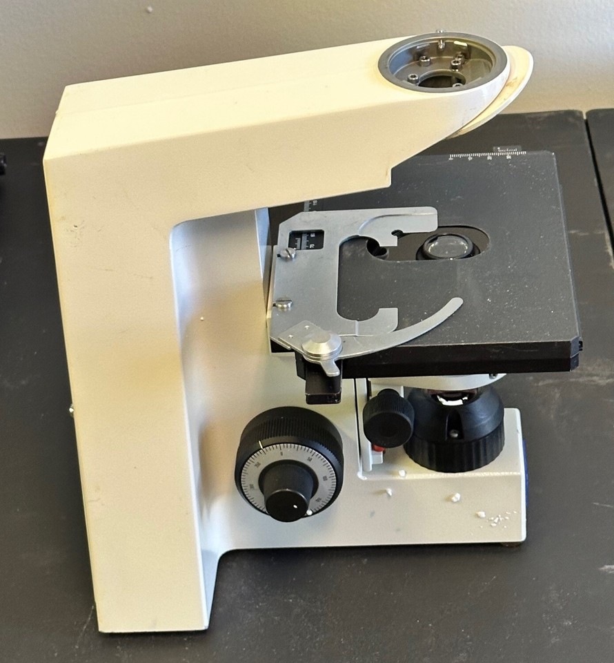 Zeiss Axiostar Plus Microscope, Body with Mechanical Stage and ...