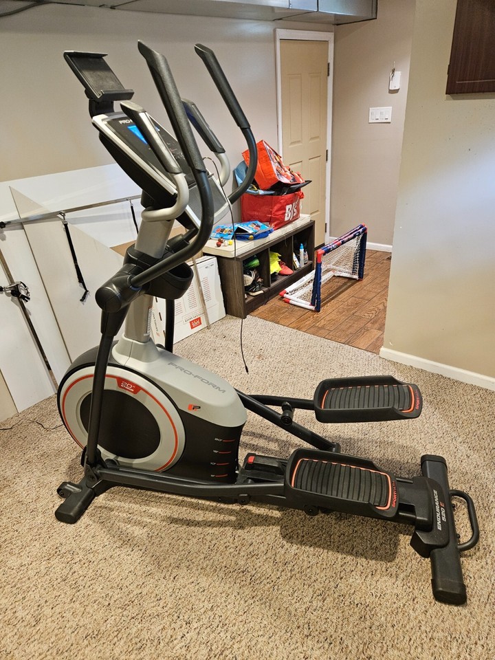 ProForm Endurance 520 E Elliptical Trainer | eBay