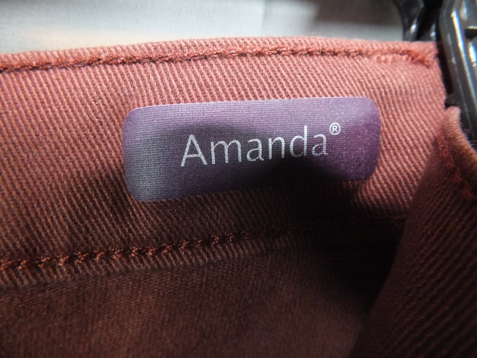 Gloria Vanderbilt Amanda Pants 24W Average Tapered Leg GV Tribute Wine ...