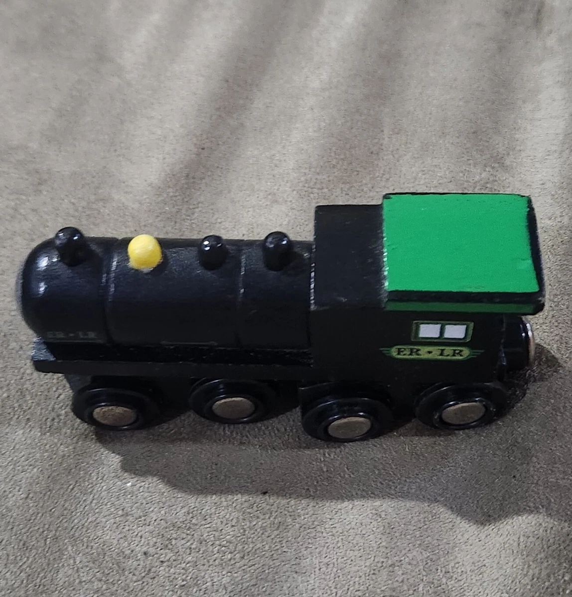 Imaginarium wooden railway Black steam Train engine #2 Train se 海外 即決 ...