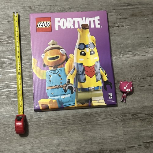Lego Fortnite Store GameStop Walmart Display w/ Cuddle Team Leader ...