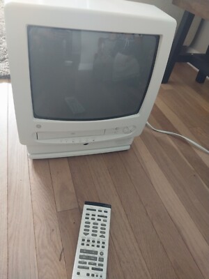 GE Spacemaker 13TVR70 13" CRT TV/VCR Combo Retro Gaming White W/ Remote ...