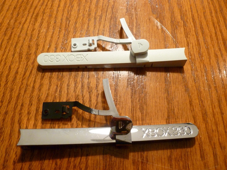 Microsoft Xbox 360 OEM Replacement Eject Button & Bezel For DVD drive ...