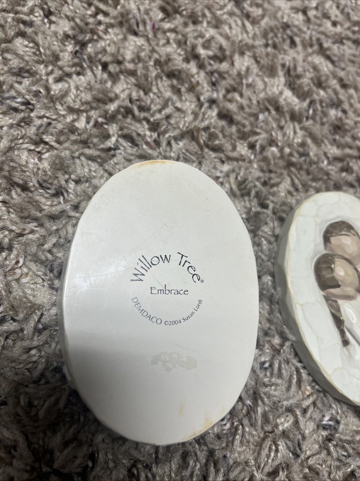 Willow Tree In Love's Embrace Keepsake Box Trinket Box 2004 Engagement ...