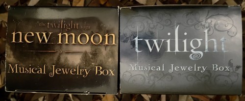 Twilight Saga BUNDLE SET Of 2 Musical Jewelry Boxes. Mint. New. NECA ...