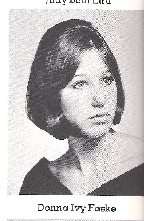 1966 HEWLETT HIGH SCHOOL YEARBOOK, PATCHES, DESIGNER DONNA KARAN ...
