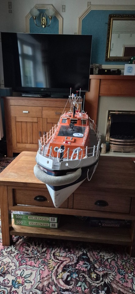 Solent Lifeboat Model Remote Control Boat | eBay UK