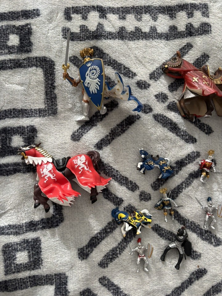Lot of 13 knights and Medieval Horse Lot | eBay