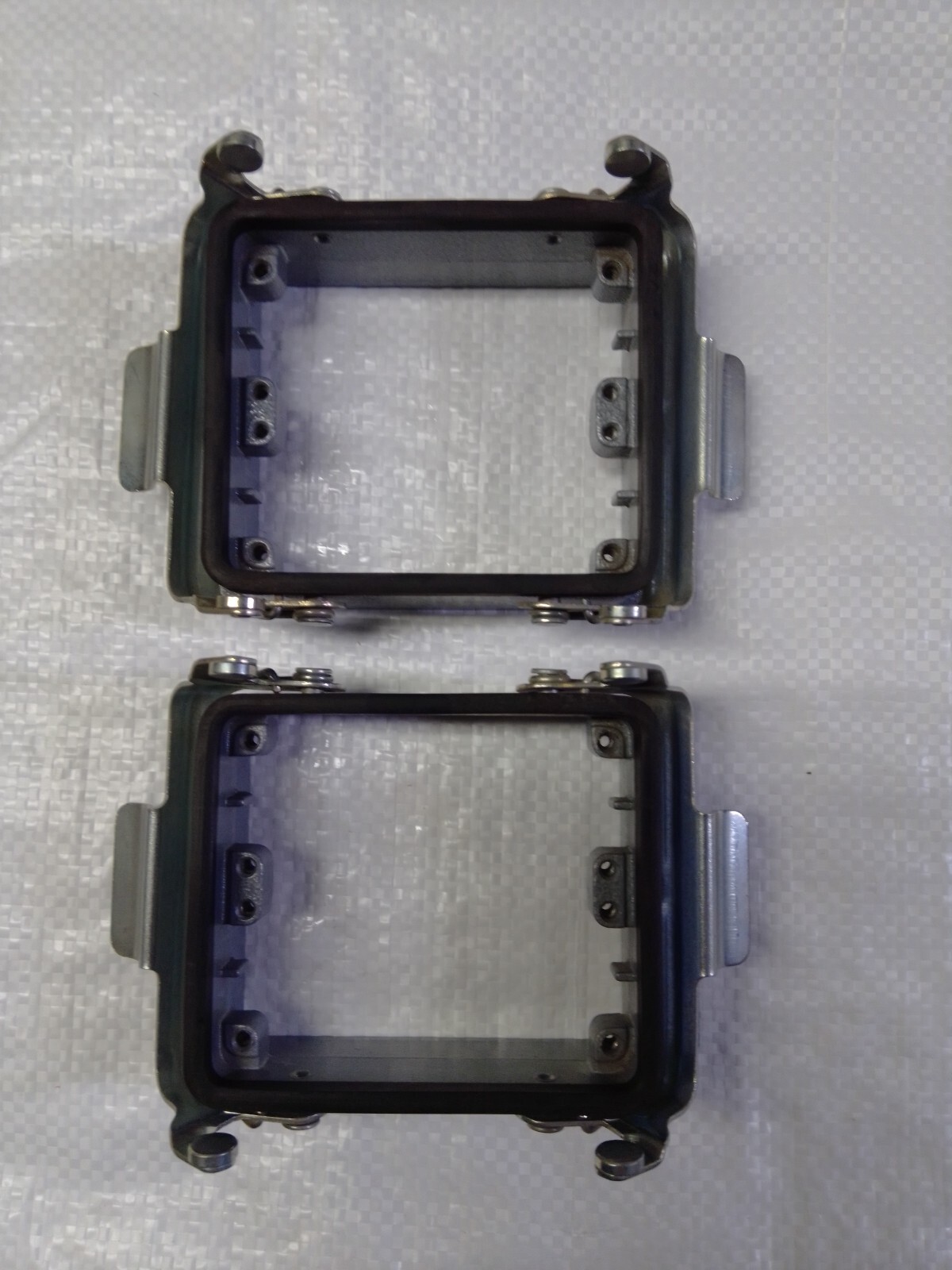 Conector HARTING Base para 32 pines, fabricado en aluminio | eBay