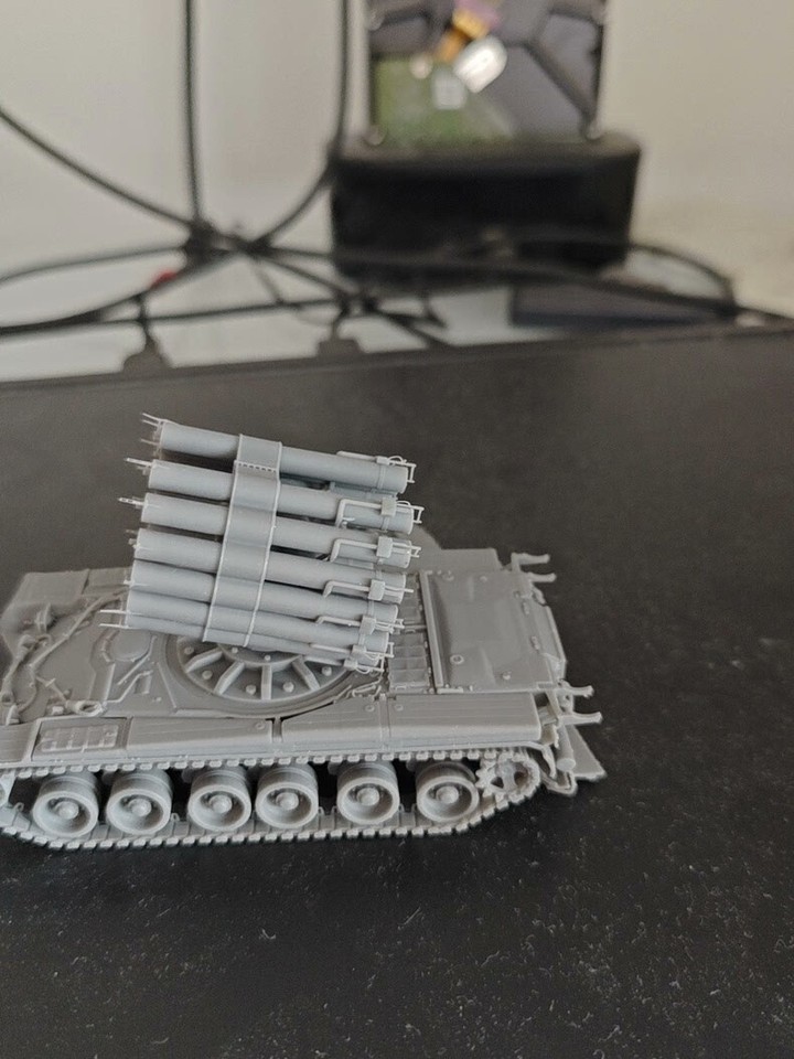 NEW 3D Printed 1/72 Russian T-80 chassis fitted with rocket launcher ...