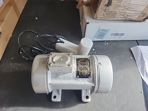 MYOYAY Concrete Vibrator Motor 280W Electric Concrete Vibrating Shaker ...