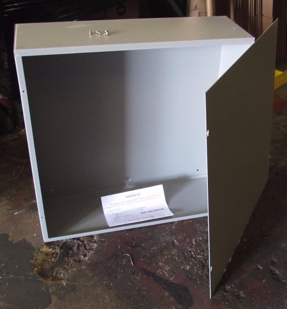 HUBBELL WIEGMANN SC242408NK JUNCTION & PULL BOX-142P | eBay
