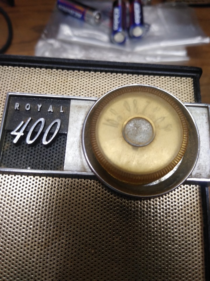 Vtg ZENITH Royal 400 All Transistor Portable Radio W/Kick Stand Working ...