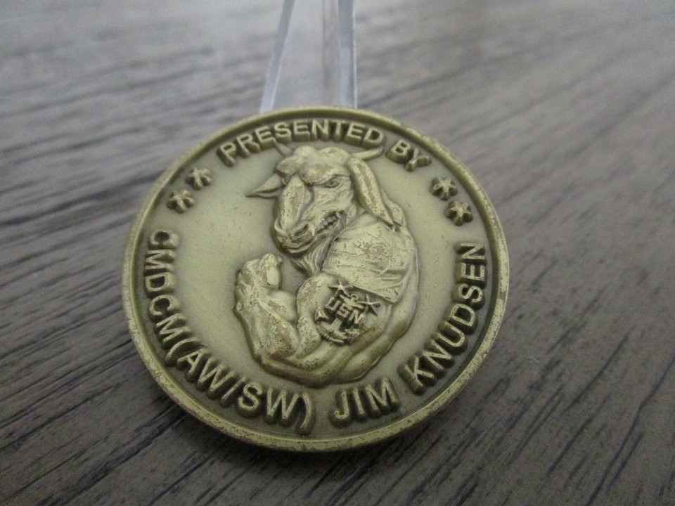 USN Helicopter Sea Combat SQ 4 HSC-14 Chargers CMDCM Challenge Coin ...