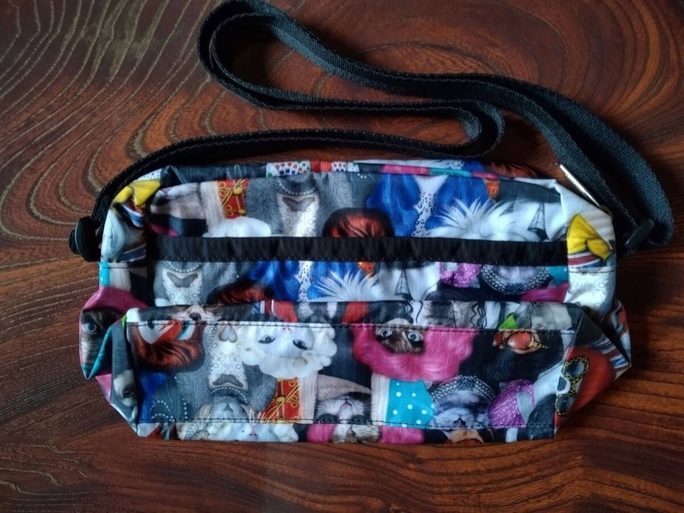Lesportsac Petz Rock Collaboration Daniela Crossbody Shoulder Bag Famous Human A | eBay