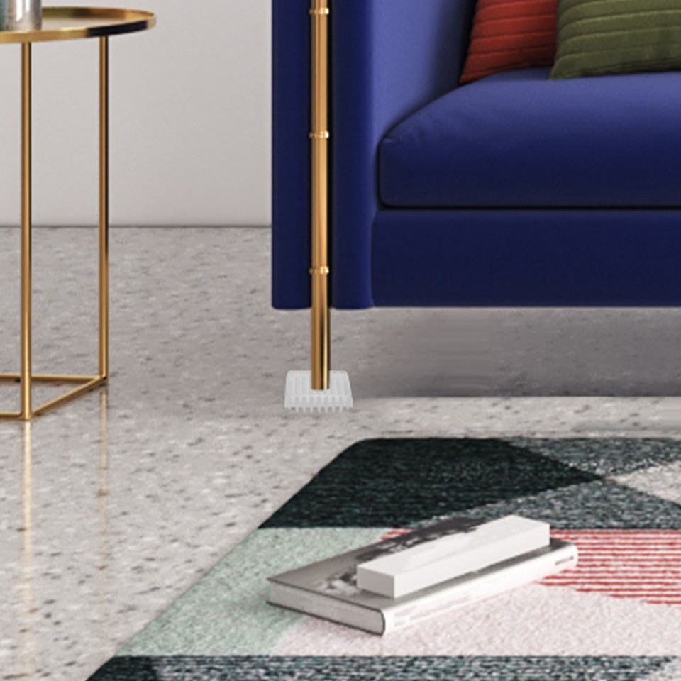 16pcs Spiked Transparent Plastic Carpet Protector Cups Square Furniture ...