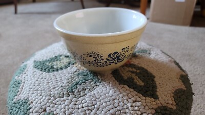 PYREX Homestead 401 Mixing Bowl vintage Beige Blue 1 1/2 pint | eBay