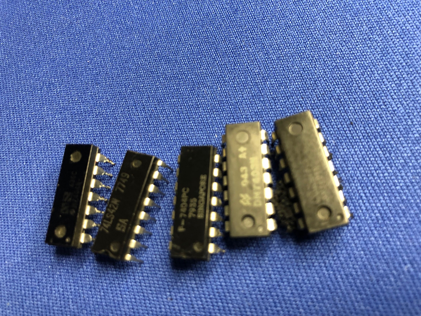 QTY-5 74LS42N SIG 7404PC FSC 7404N 7401N NS 7402N NSC DIP VINTAGE ...