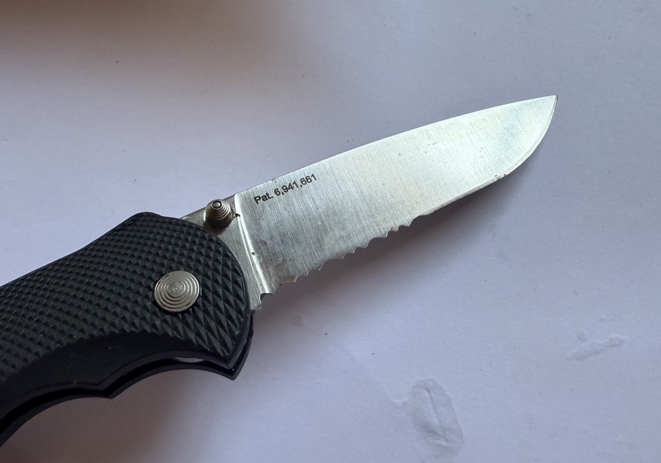 SOG Flash II Assisted Open EDC Pocket Knife, Combo Serrated Blade, NICE ...