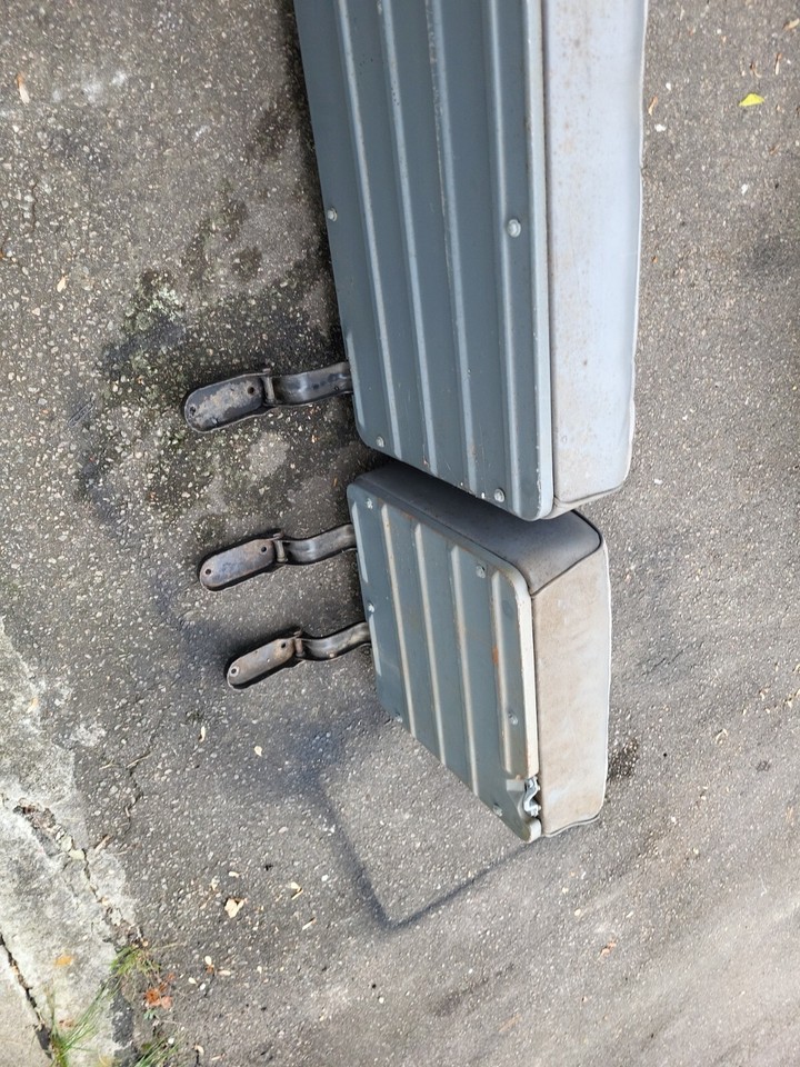 1973-91 Gm K5 BLAZER Suburban folding Rear Seat 60/40 Split bench Seat ...