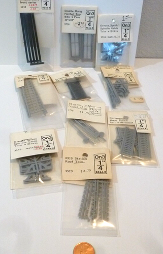 GRANDT LINE Group of 10 DOLLHOUSE MINIATURE 1/4" SCALE ITEMS | eBay