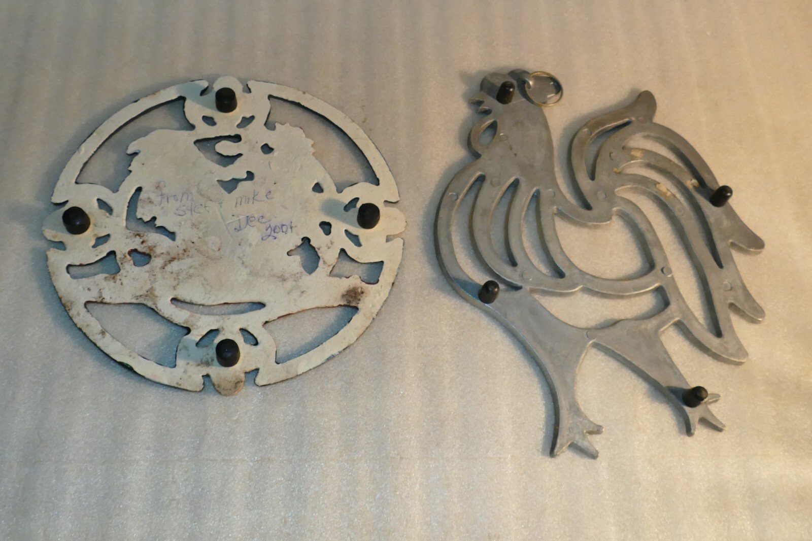 2 Rooster Chicken Trivets Vintage Cast Iron Colorful Painted And ...