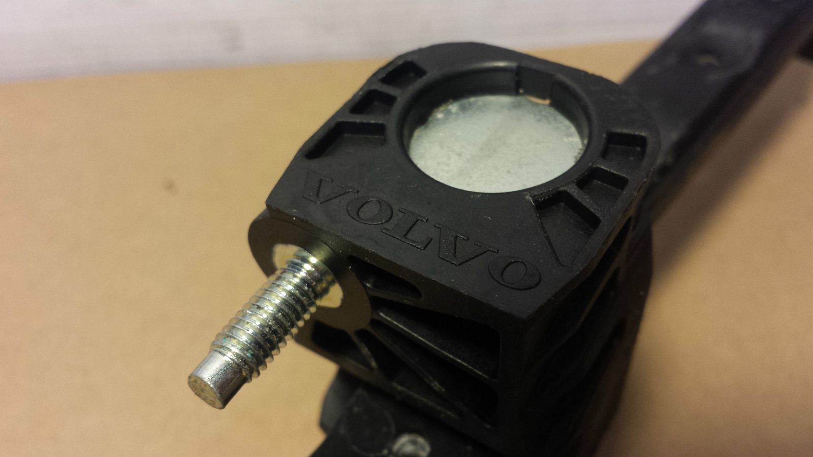 2009-2018 VOLVO V60 S60 S80 V70 XC60 XC70 FRONT DOOR STOP MECHANISM ...