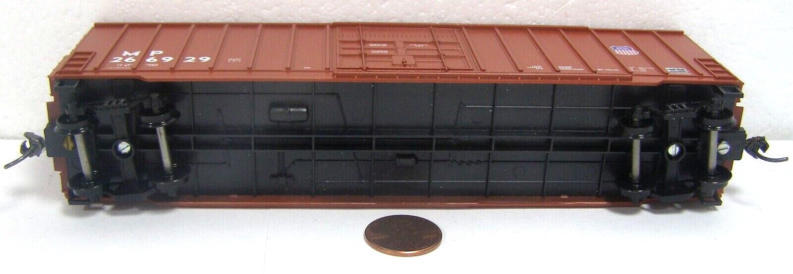 Roundhouse HO Model R.R. Box Car 50' Modern 90882 NMRA Placard UP ...
