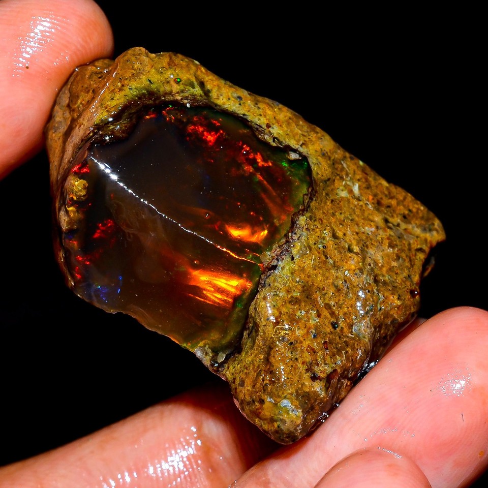 Fancy Opal 72 Carat Natural Ethiopian Oil Opal Rough , Fire Opal ...
