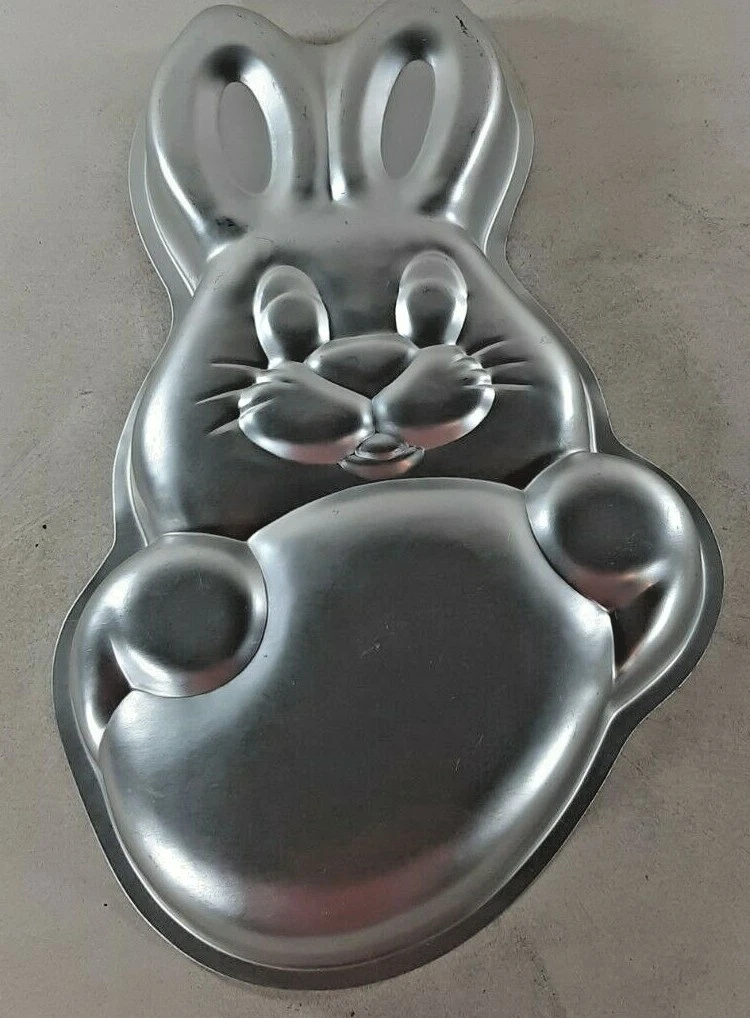 Wilton Easter Bunny Cakes