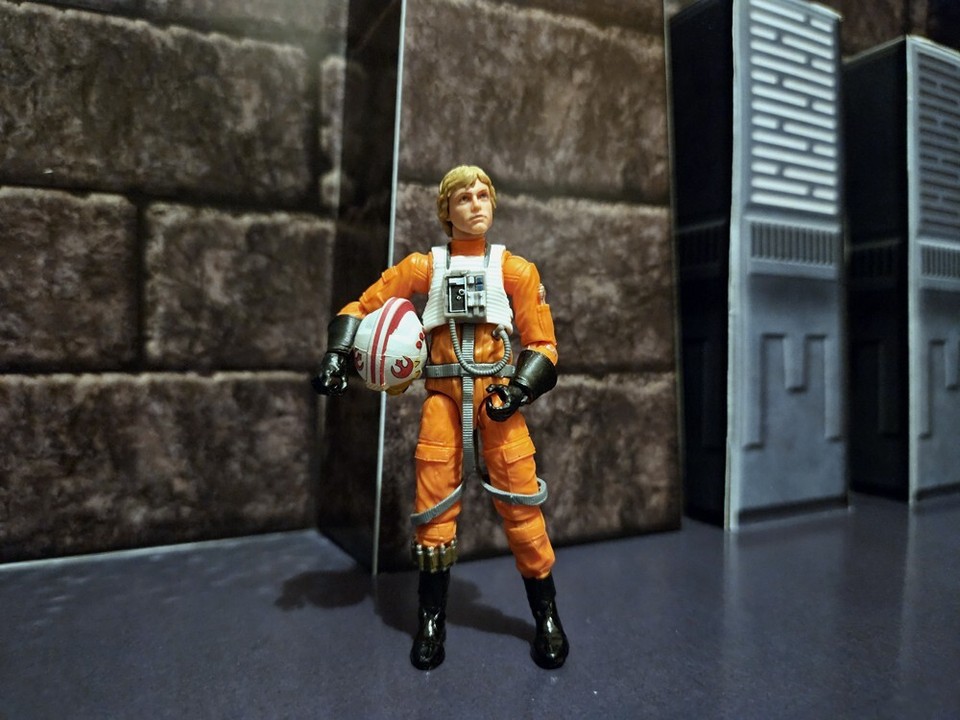 Giant Yavin IV Hangar Backdrop for 3.75 Star Wars Hasbro Kenner Figures ...